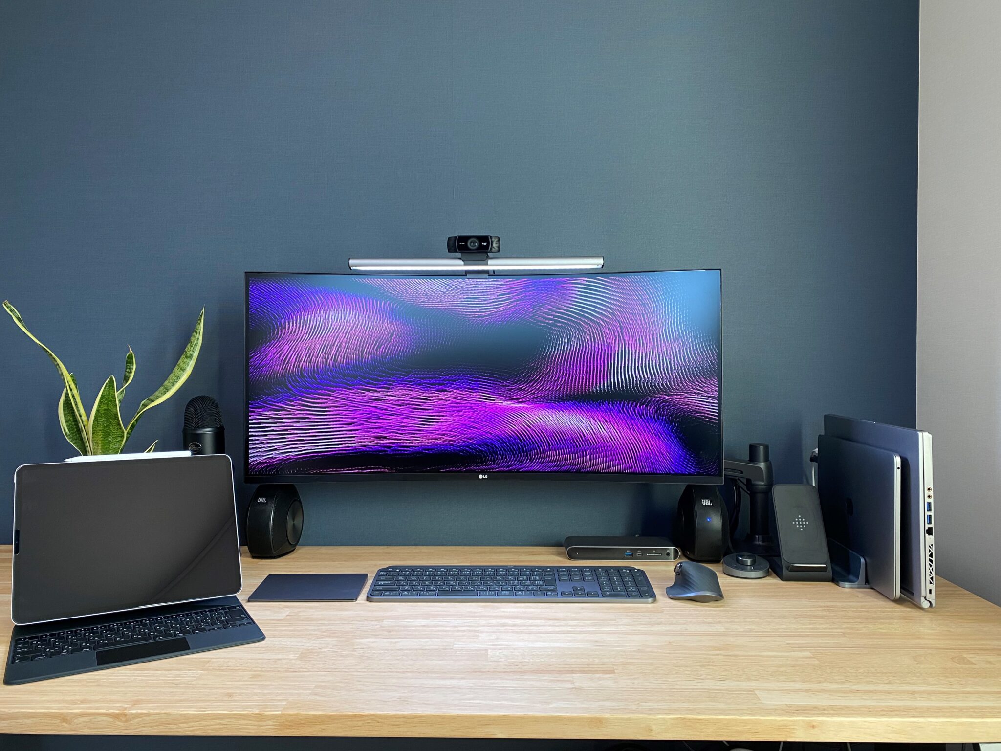 電動昇降スタンディングデスク「FlexiSpot E3」に「かなでもの」の天板を付けたら最高過ぎた【レビュー】 - devicecamp